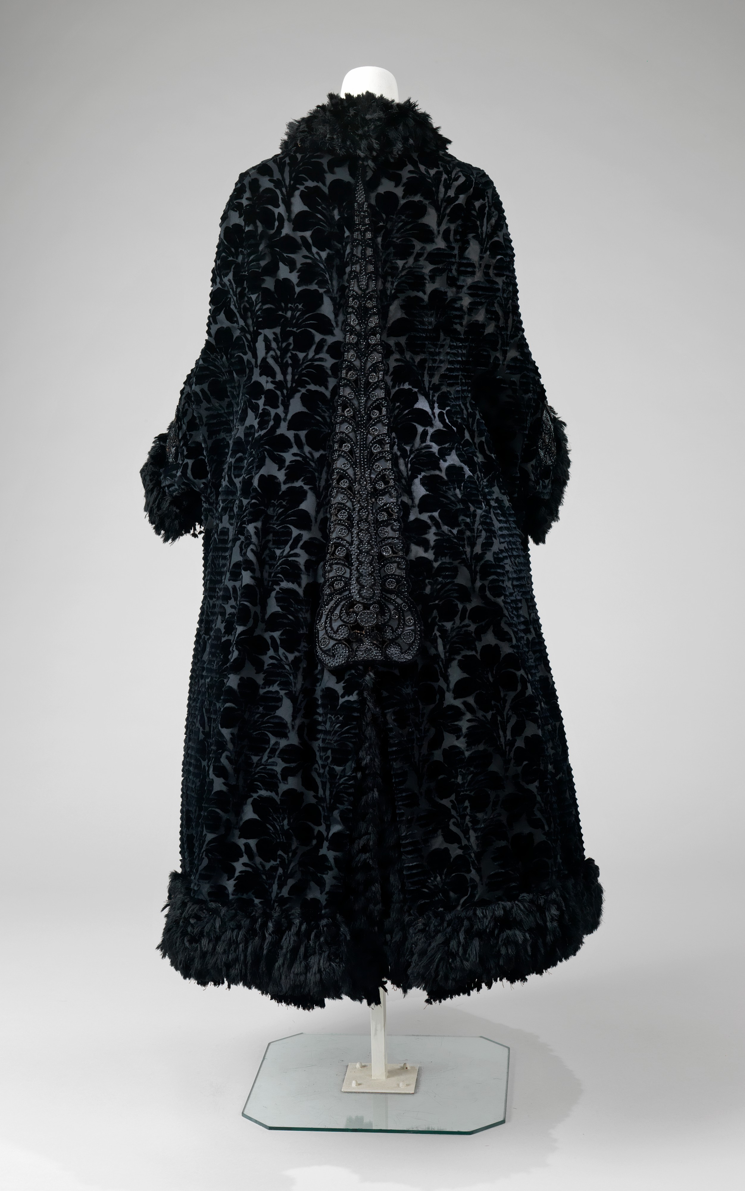 Pingat Coat c. 1888-1890 | Lily Absinthe