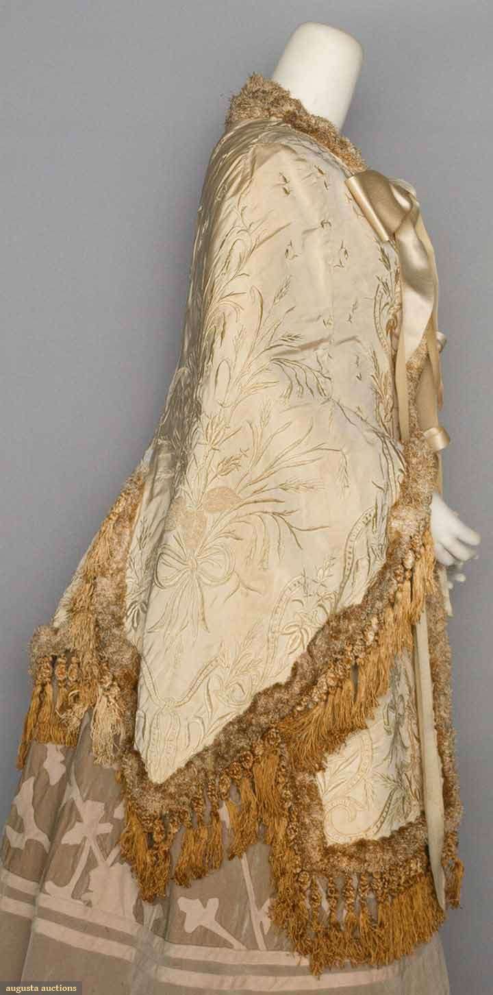 Dolman Mantle Late 19th Century | Lily Absinthe