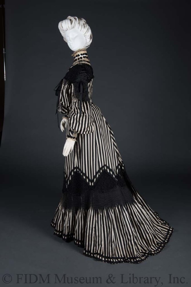 Dress Inspiration From Circa 1903 | Lily Absinthe